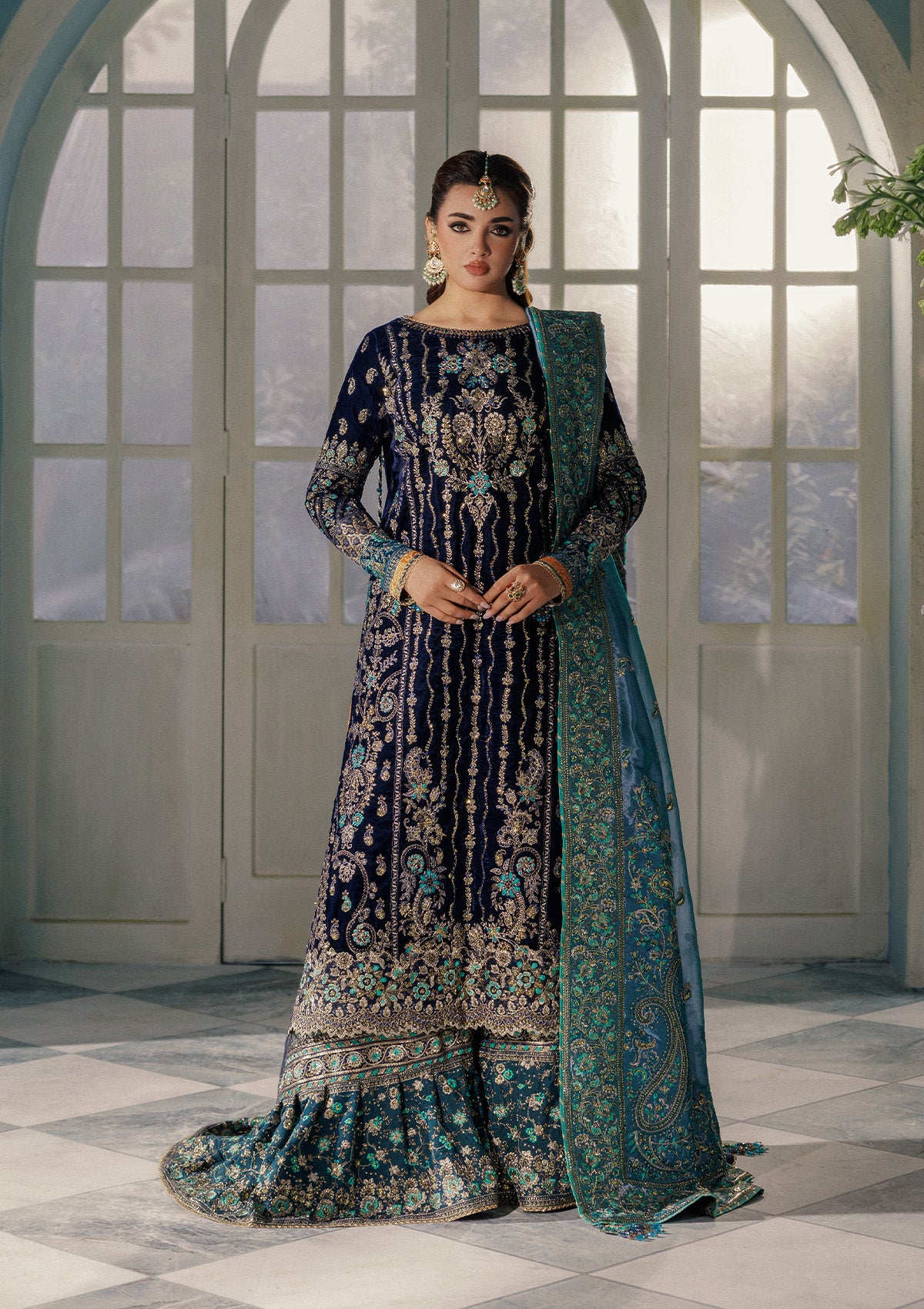 Udaipur - Look A2510